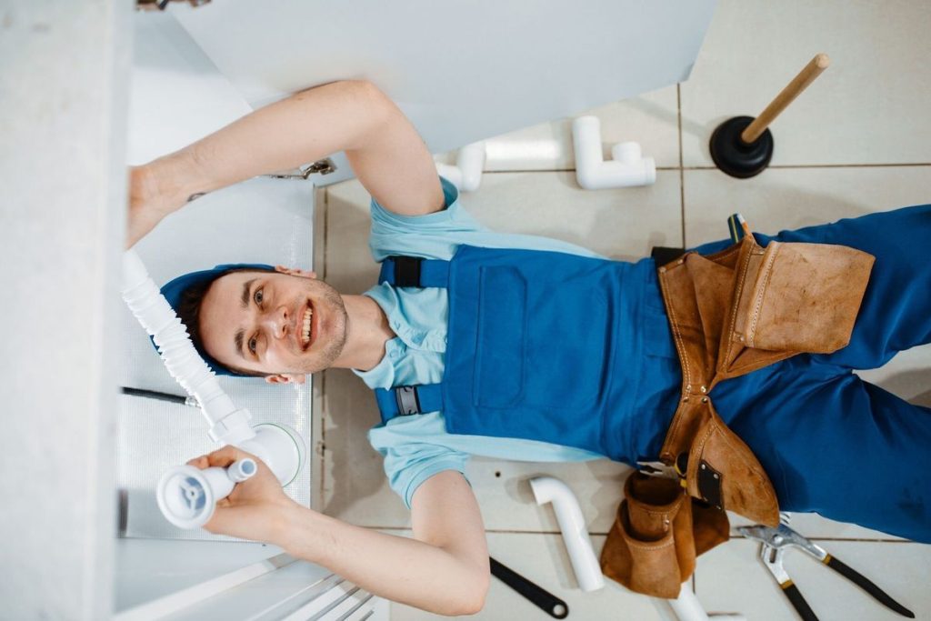 A Complete Guide to Plumber Apprentices – PlumbingJobs.com